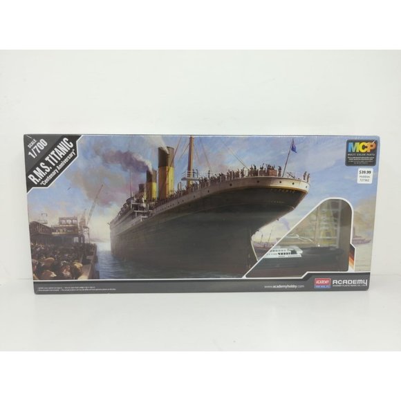 R.M.S. Titanic | Accents | Academy Rms Titanic 70 Scale Plastic Model ...